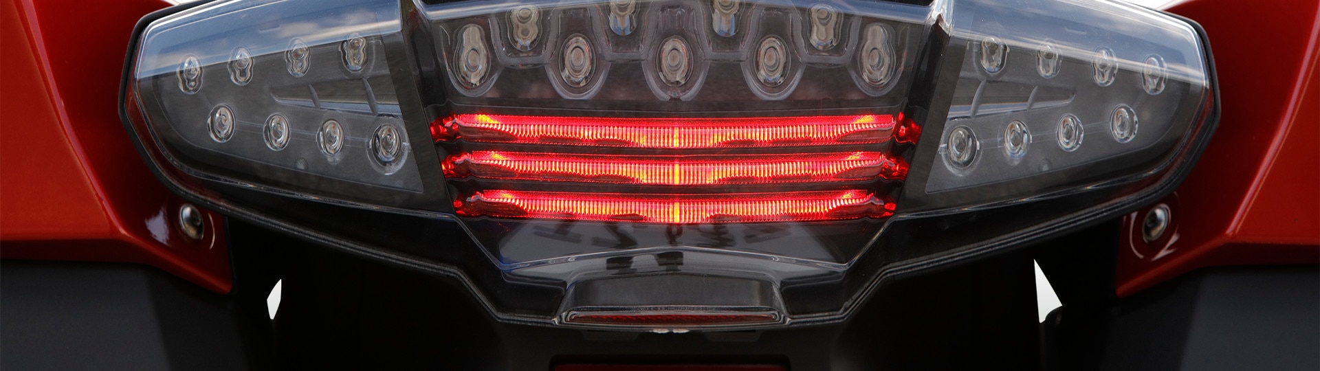 Dynamic Brake Light - technology in detail | BMW Motorrad